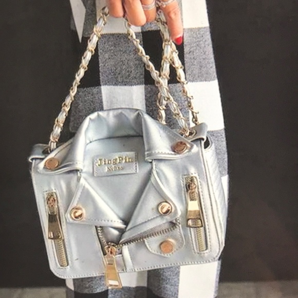 Bags | Clothes Shape High Quality Leather Zipper Handbag | Poshmark